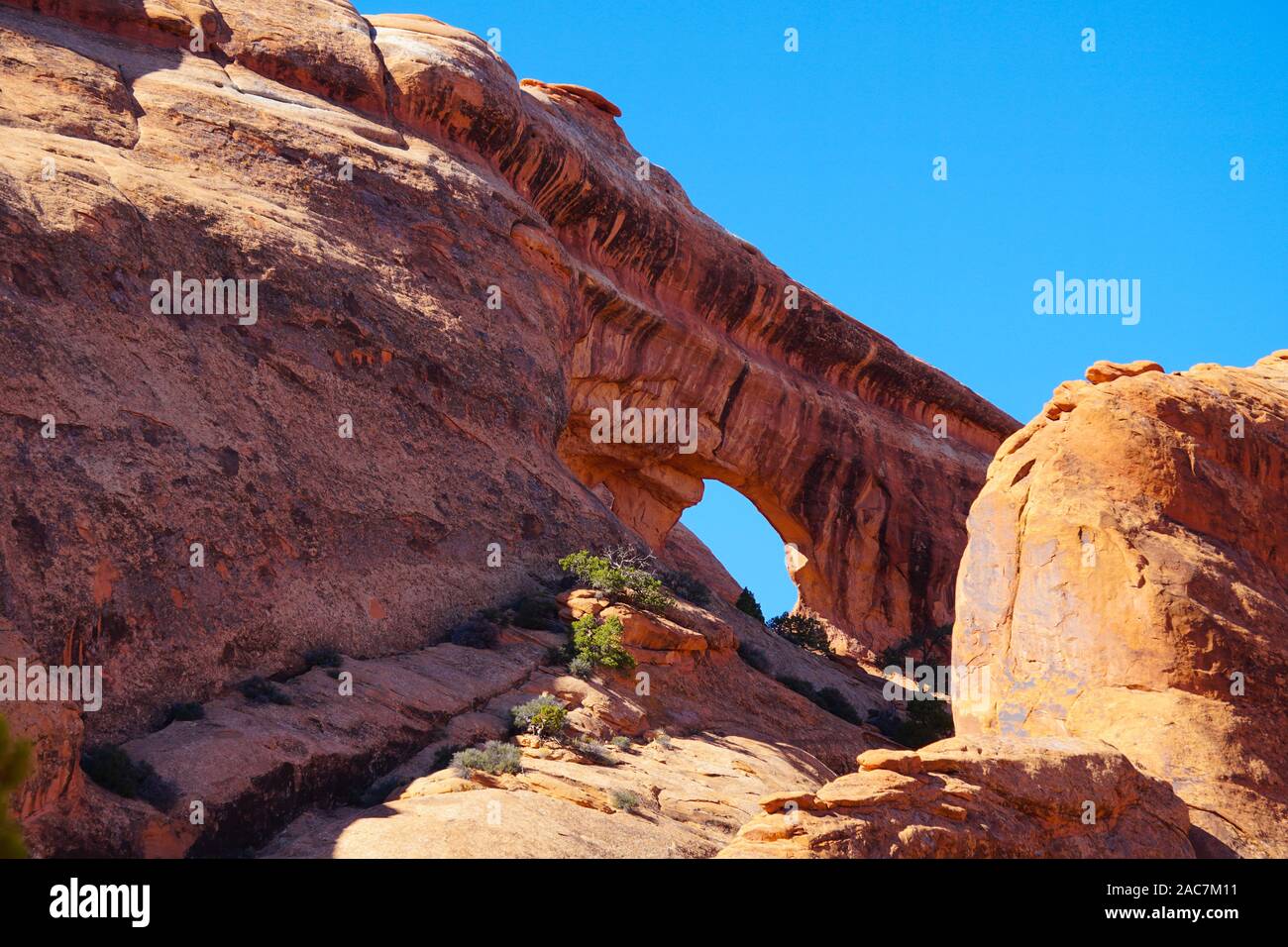 Hiker partition arch hi-res stock photography and images - Alamy