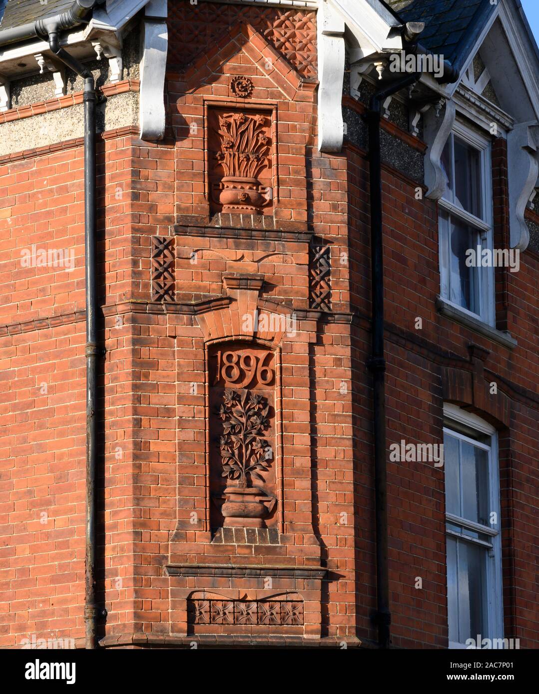Decorative brickwork hi-res stock photography and images - Alamy