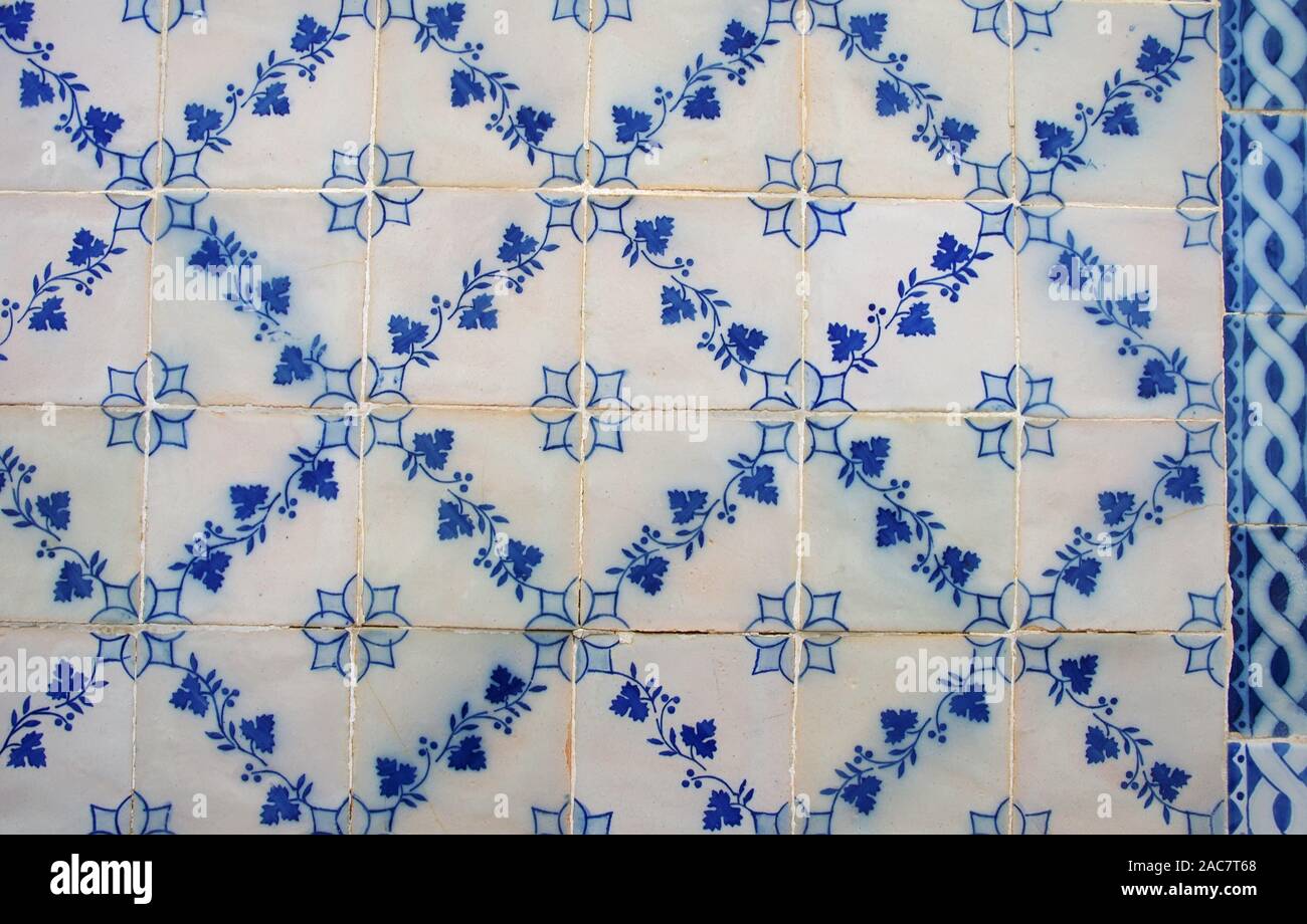 Typical Portuguese blue Tiles Stock Photo - Alamy
