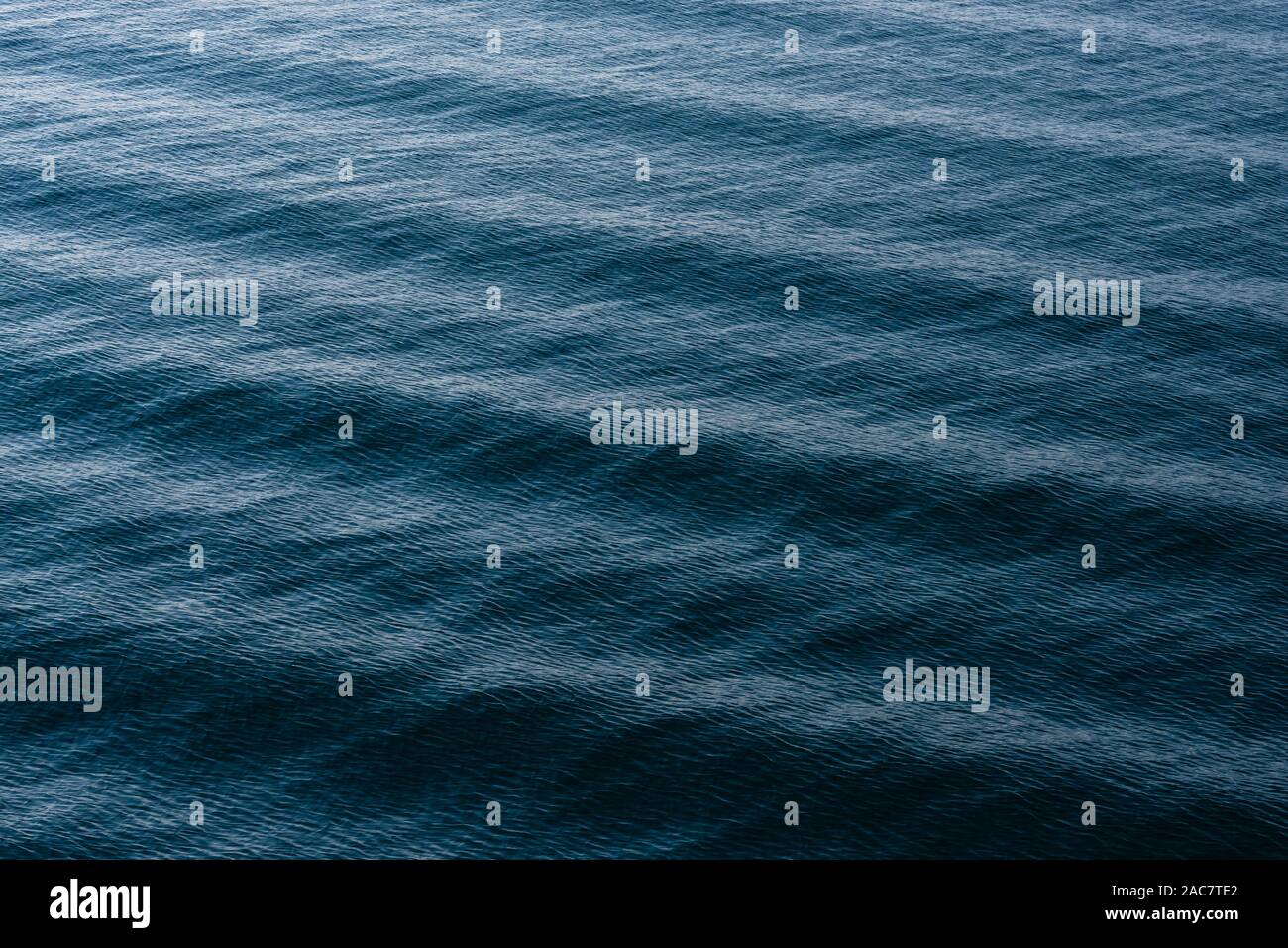 Dark blue water hi-res stock photography and images - Alamy