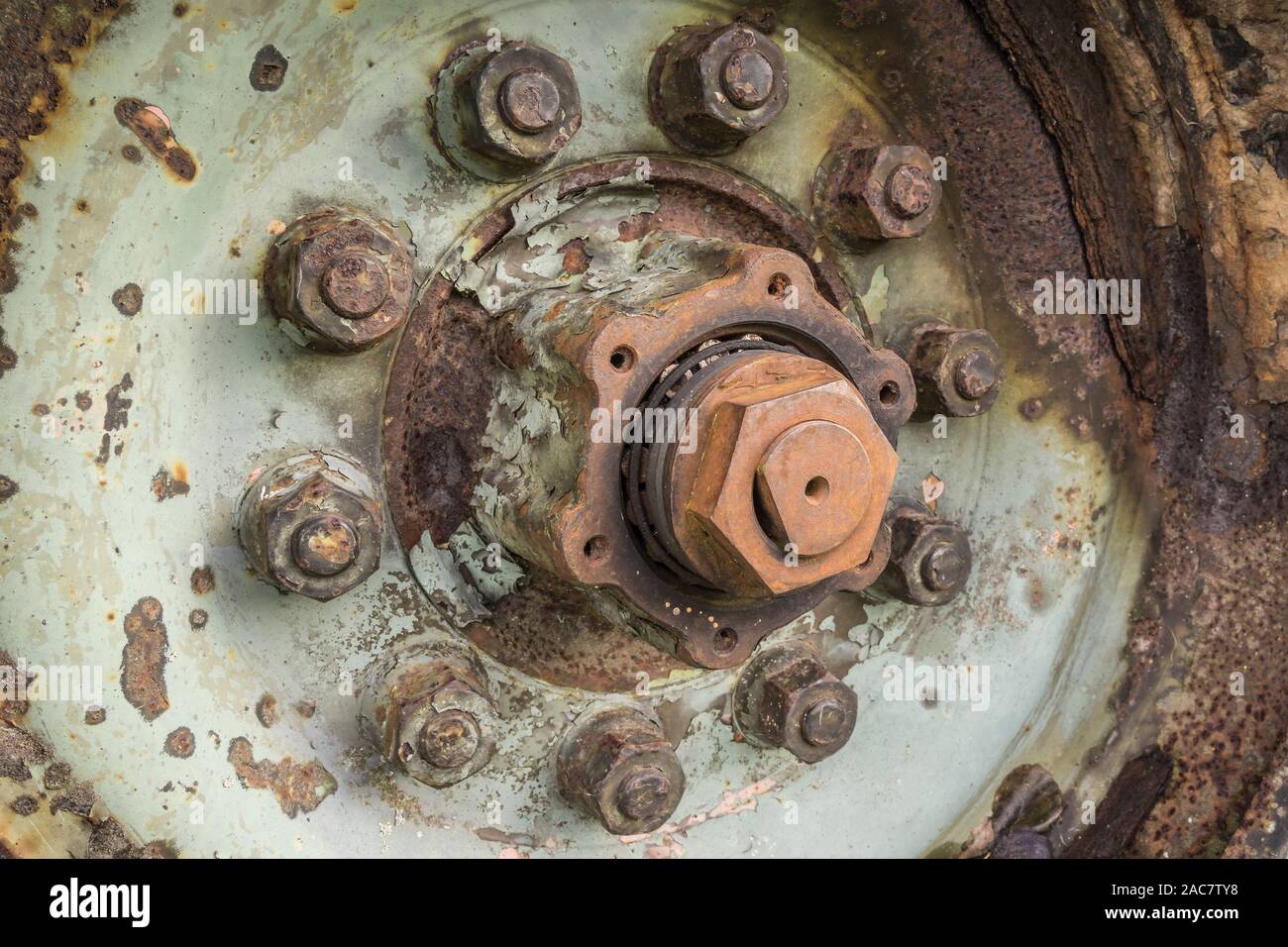 Rust machine hub hi-res stock photography and images - Alamy