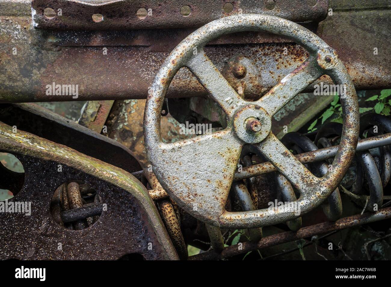 Adjusting wheel in a historic tank Stock Photo - Alamy