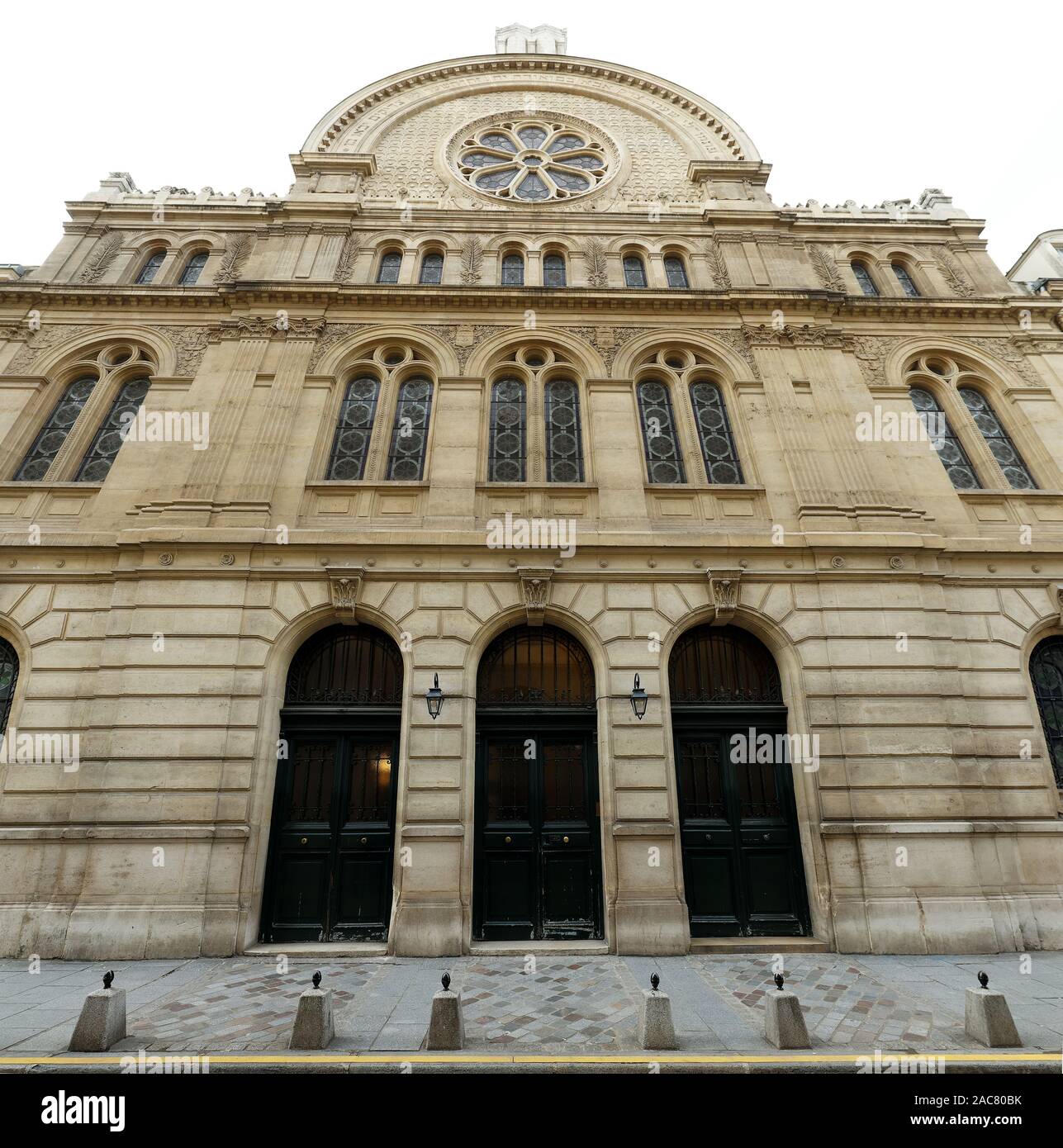 The Synagogue des Tournelles or the Great Synagogue of Marais district ...