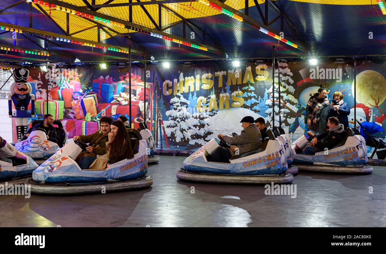 Bumper cars hi-res stock photography and images - Alamy