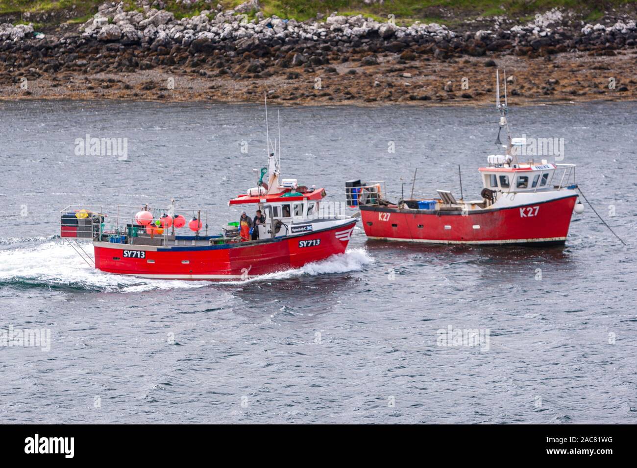 Fishing boat isle of skye hi-res stock photography and images - Alamy