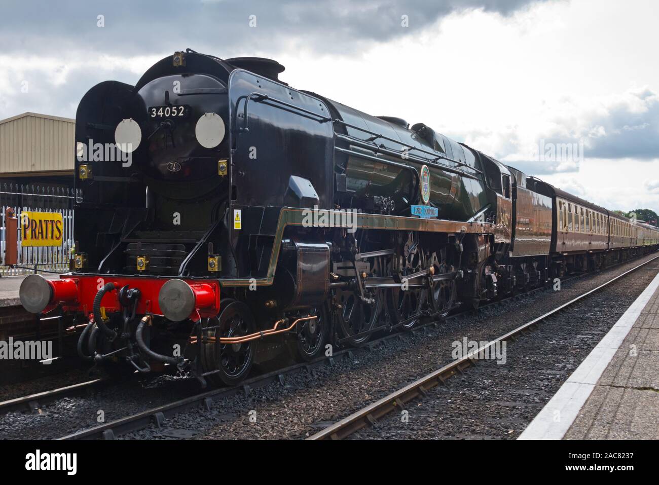 Battle of Britain Class steam locomotive 34046 Braunton running as ...