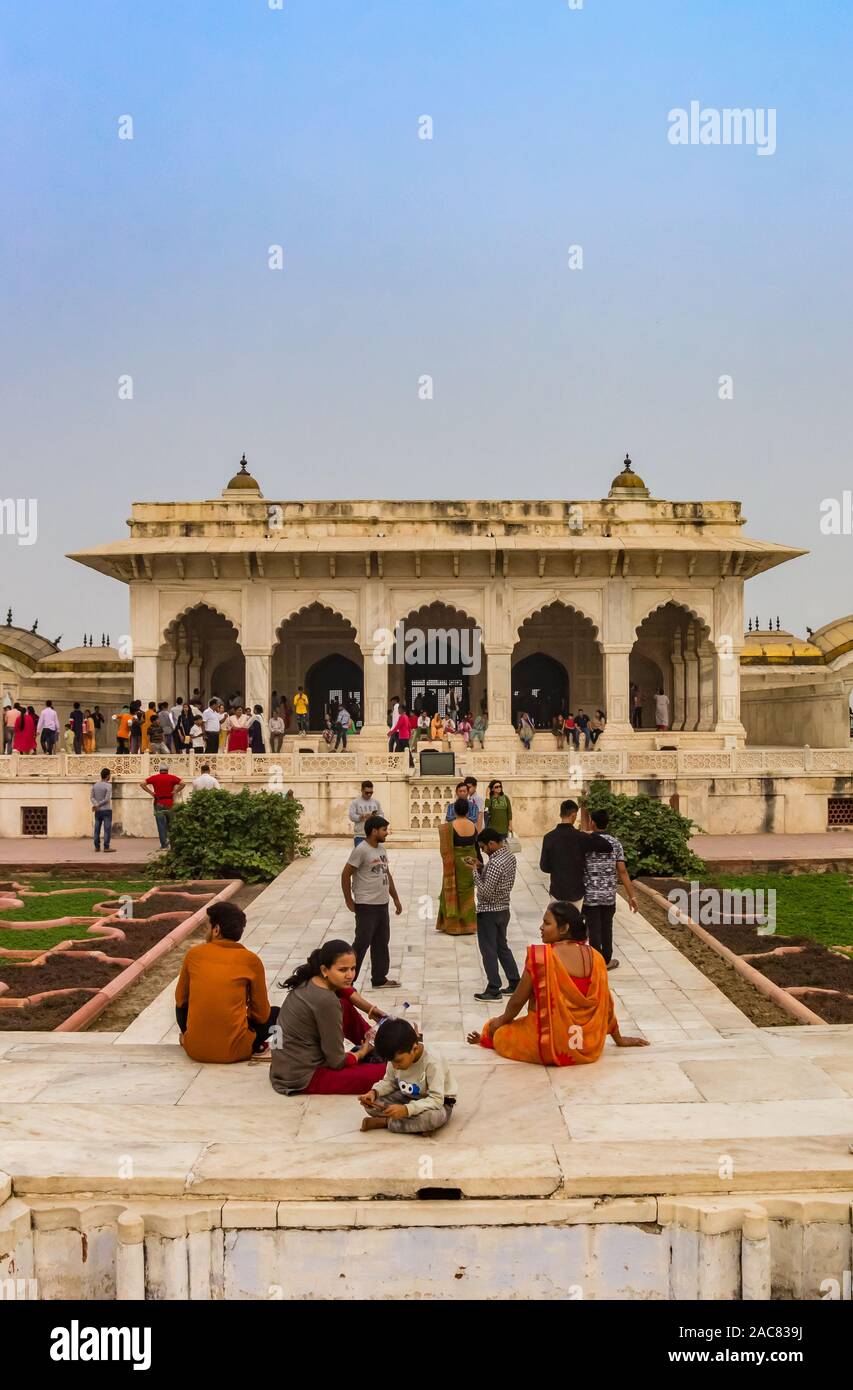 Agra india people hi-res stock photography and images - Alamy