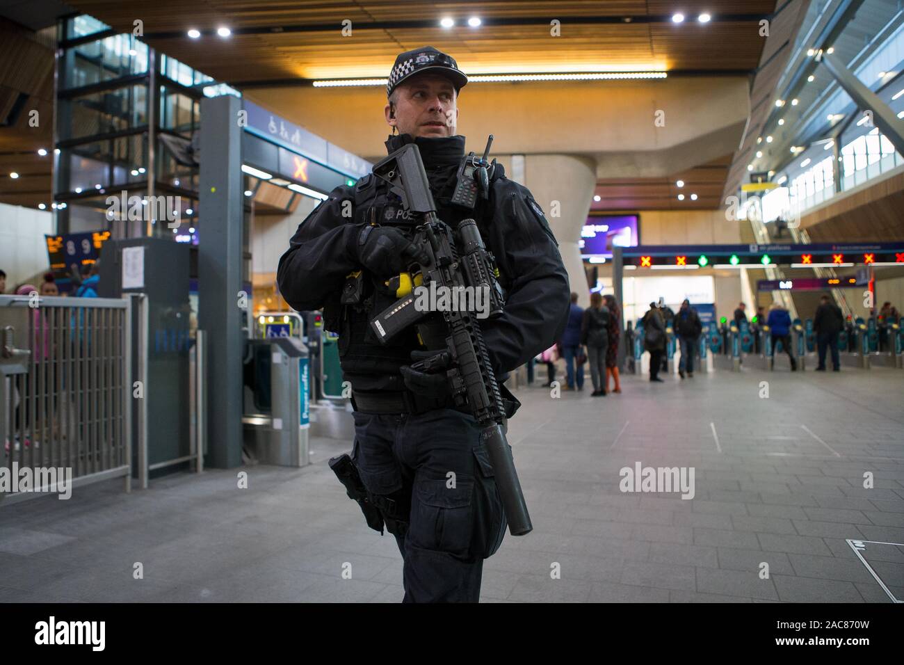Btp london bridge hi-res stock photography and images - Alamy
