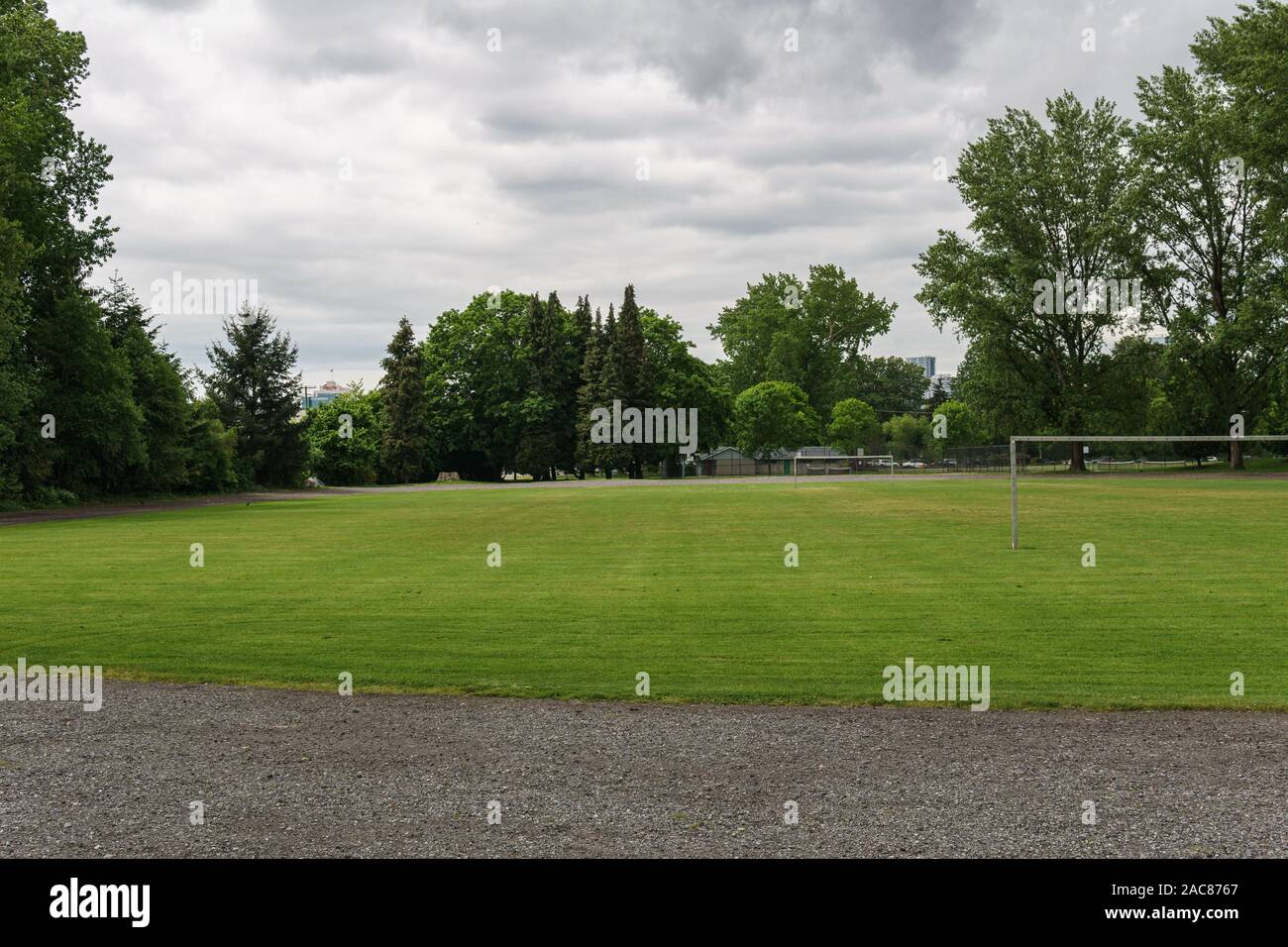 Green play field hi-res stock photography and images - Alamy