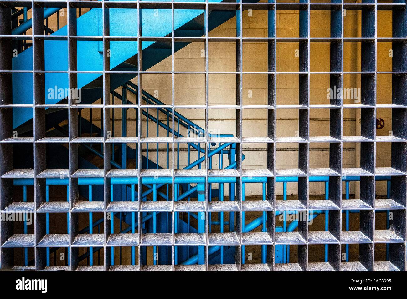 Grillwork hi-res stock photography and images - Alamy