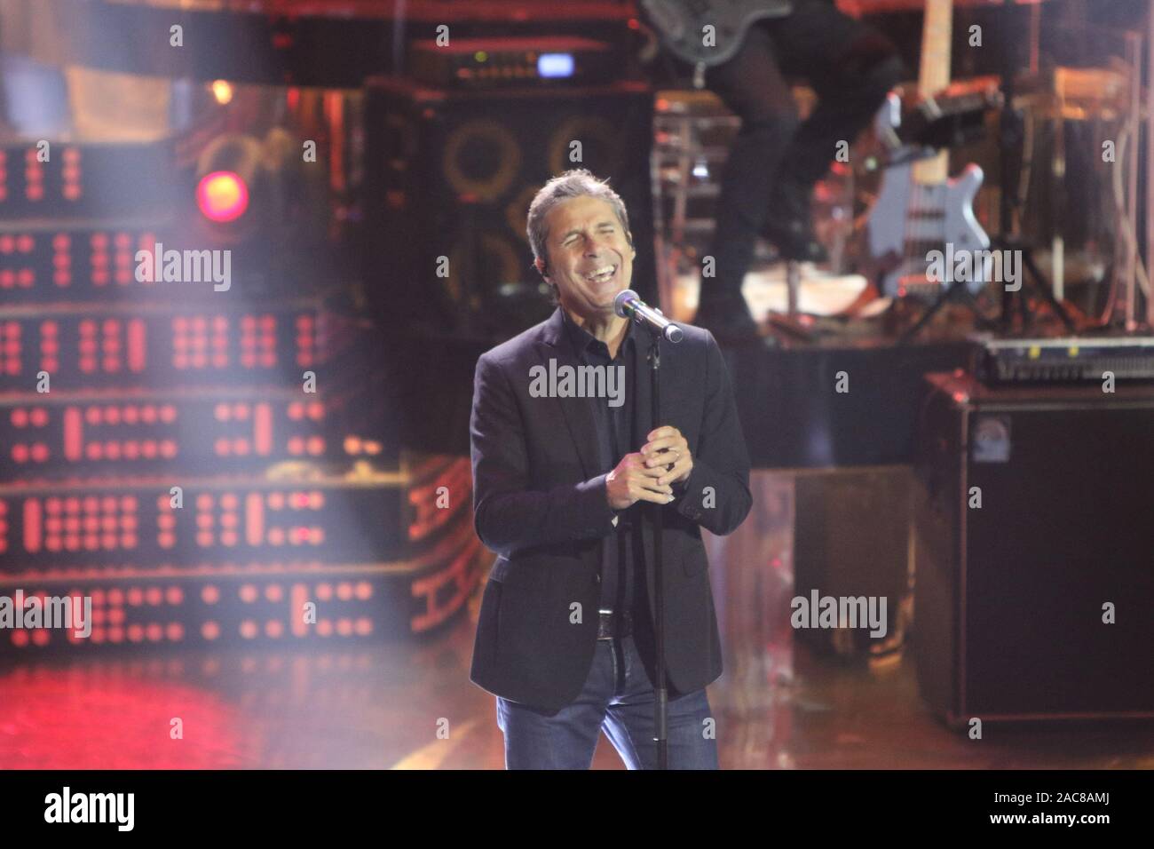 Luca barbarossa italian singer hi-res stock photography and images - Alamy