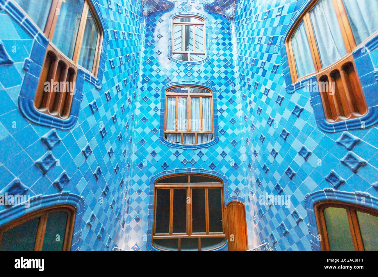 Casa batllo hi-res stock photography and images - Alamy