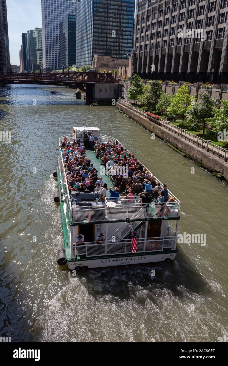 Architecture Tour Boat, Chicago River, Chicago, USA Stock Photo - Alamy