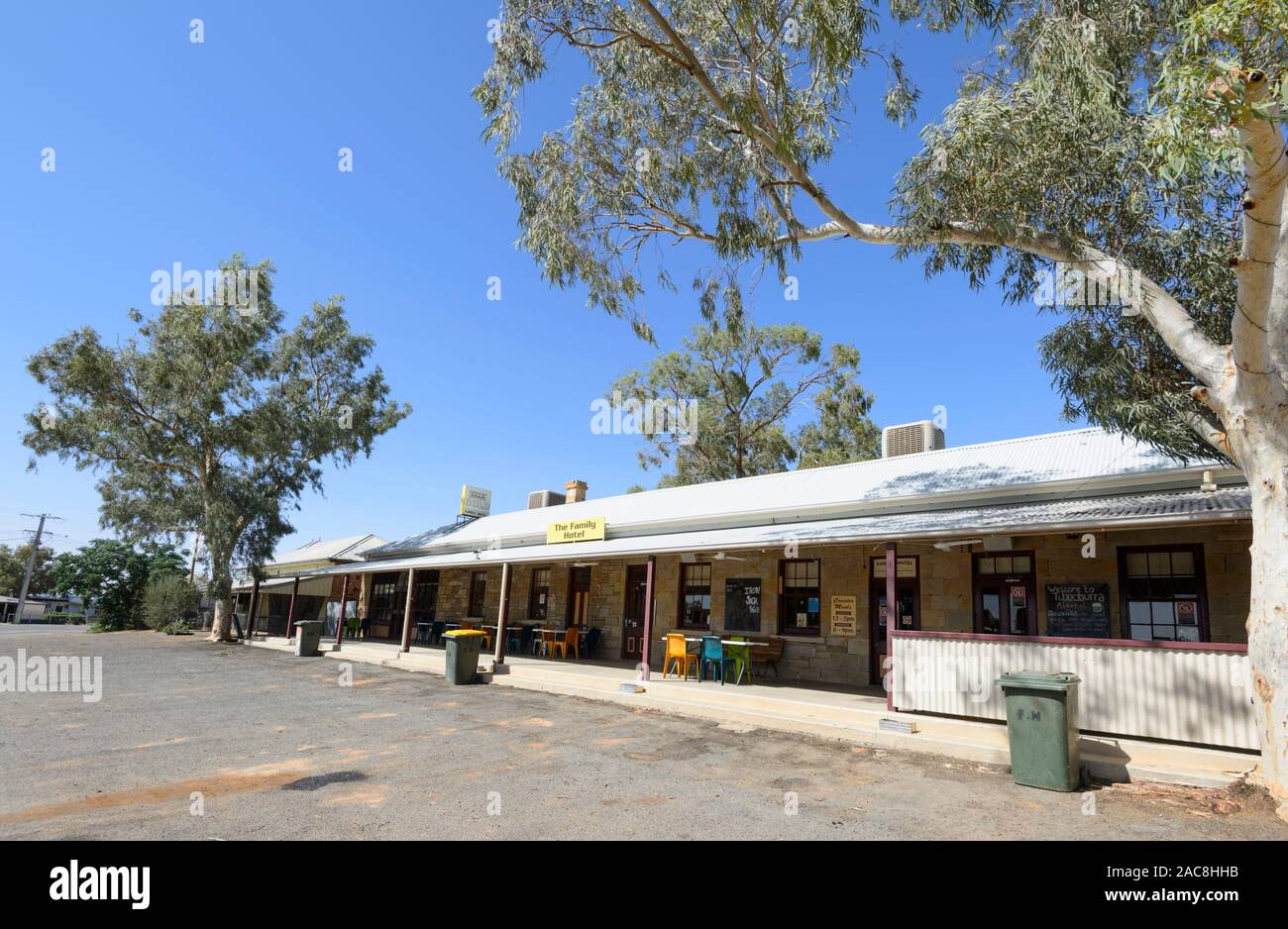 Old bush pub hi-res stock photography and images - Alamy