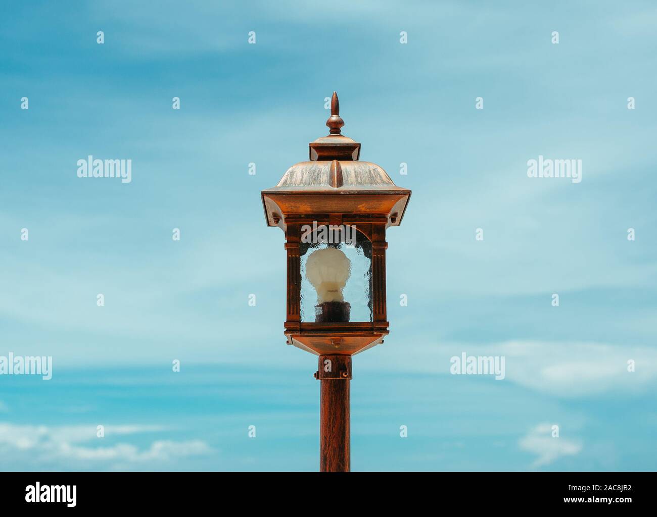 Latern garden hi-res stock photography and images - Alamy