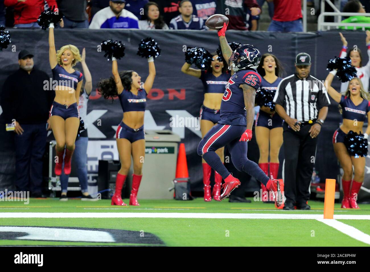 Houston, Texas, USA. 1st Dec, 2019. Houston Texans running back Duke ...
