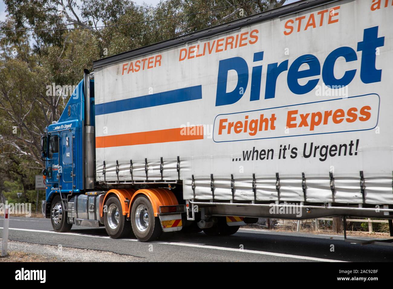 Articulated vehicle hi-res stock photography and images - Alamy