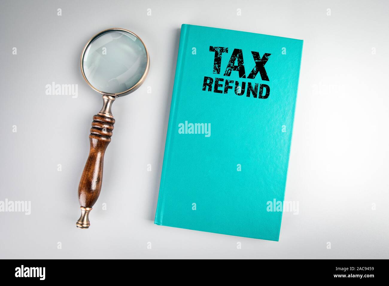 Global management and cost accounting hi-res stock photography and ...