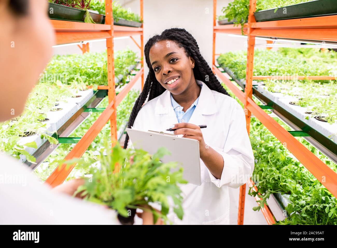 African american botanist hi-res stock photography and images - Alamy