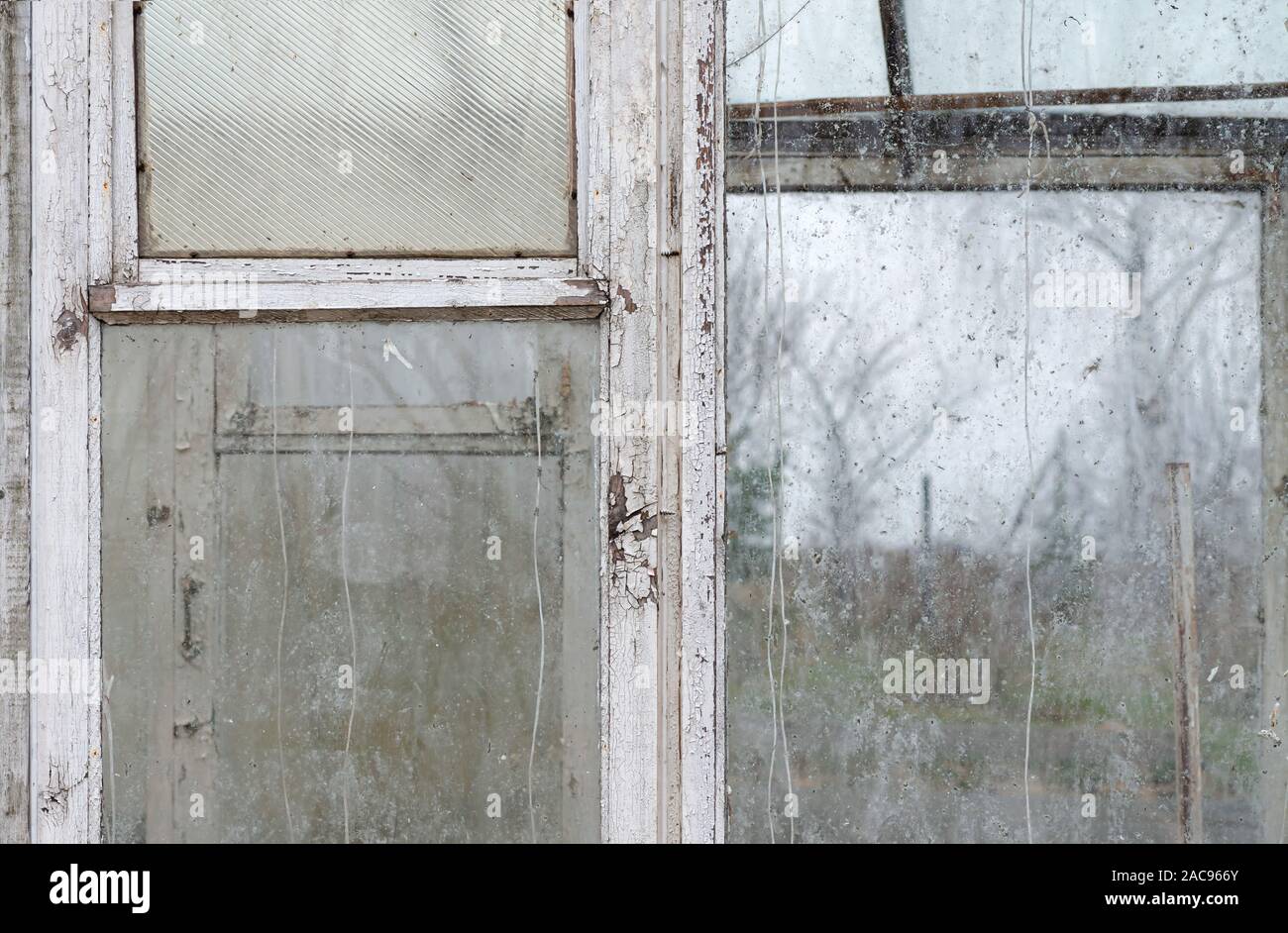 Weathered glass texture scratch hi-res stock photography and images - Alamy