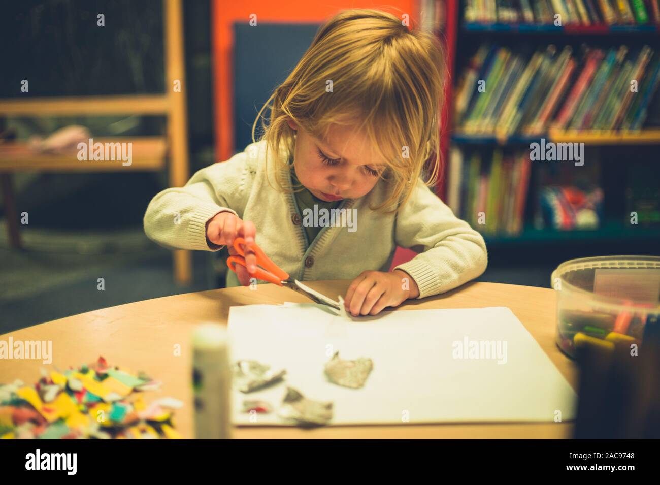 Craft scissors glue hi-res stock photography and images - Alamy