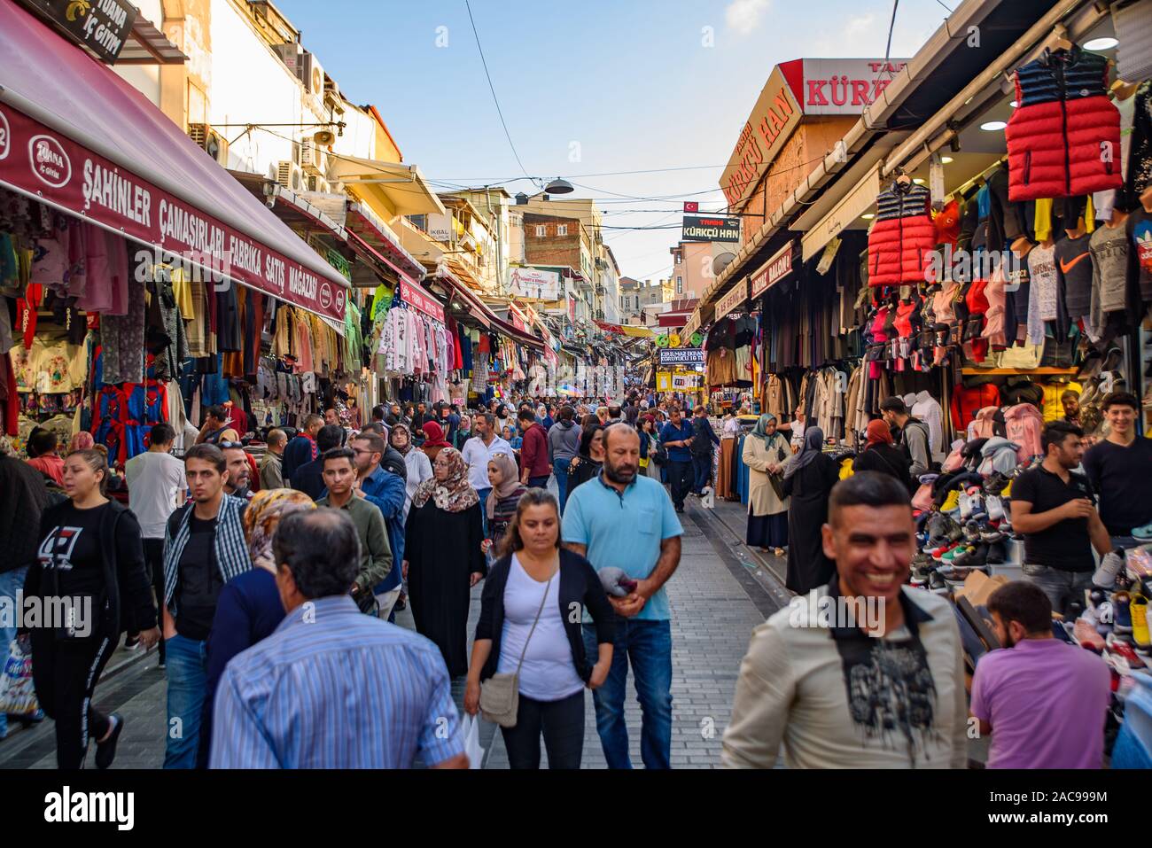 People shopping at the local markets around Grand Bazaar in Istanbul ...