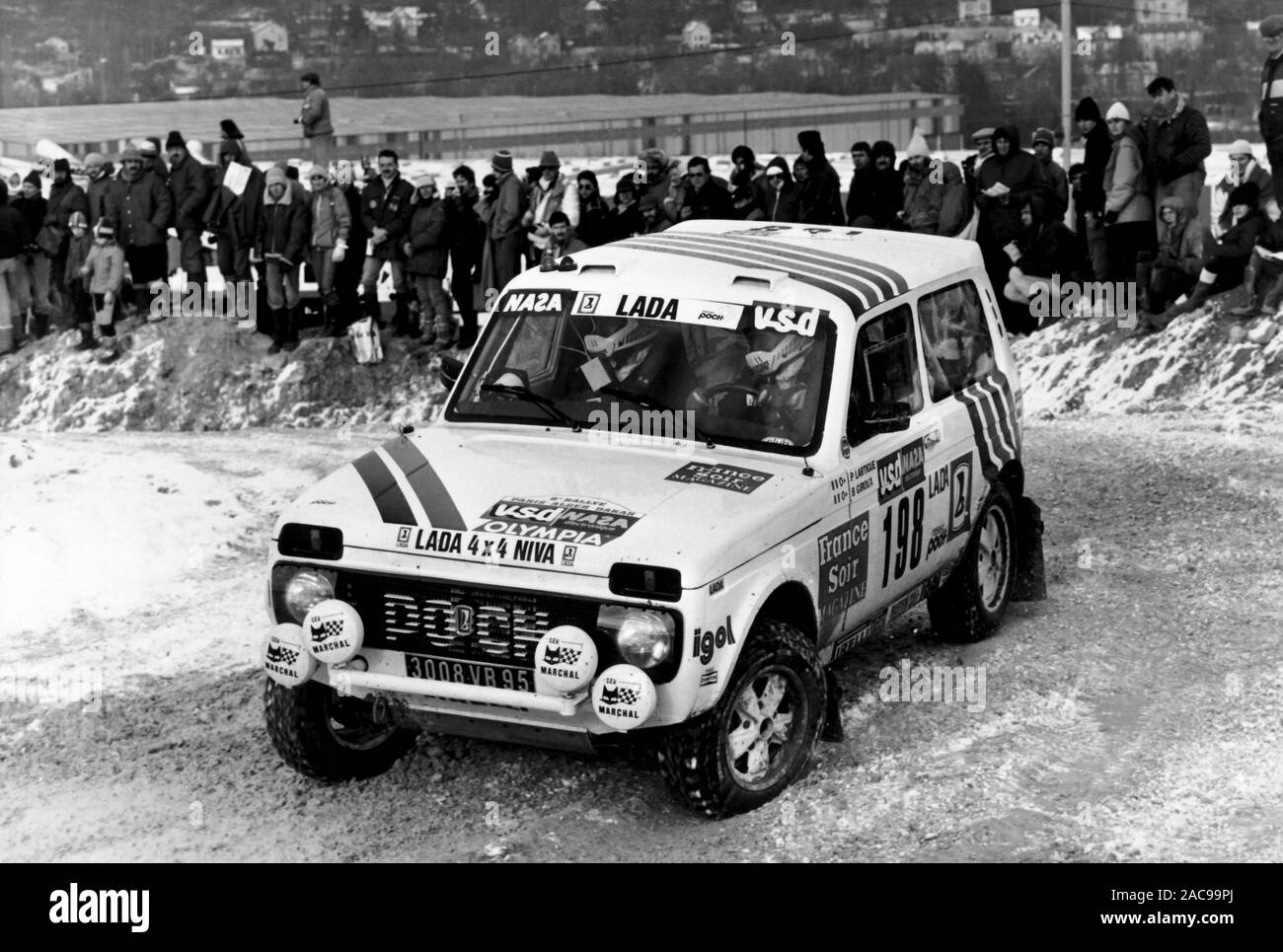 1986 paris dakar rally hi-res stock photography and images - Alamy