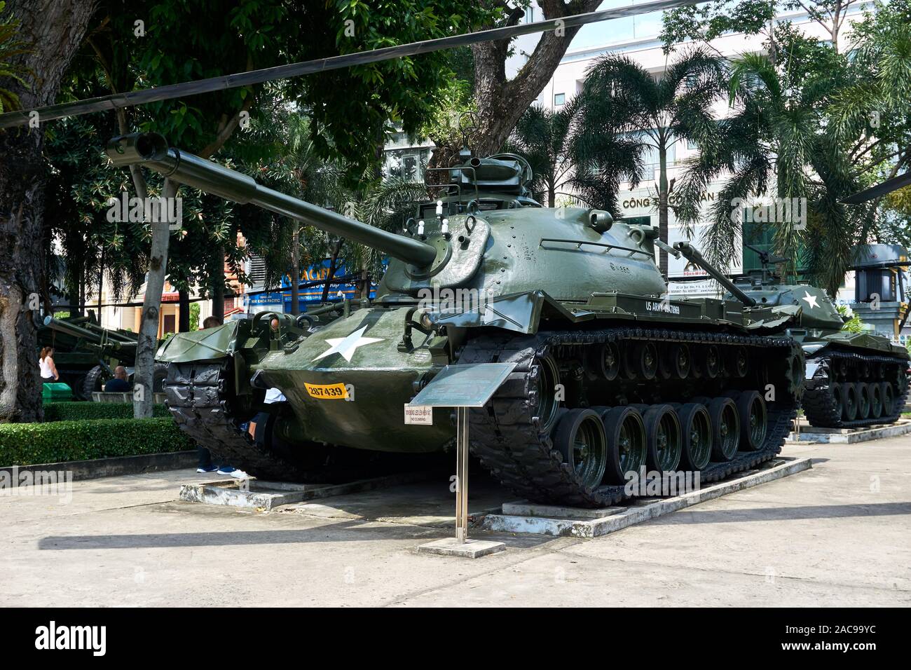 Vietnam war tank hi-res stock photography and images - Alamy