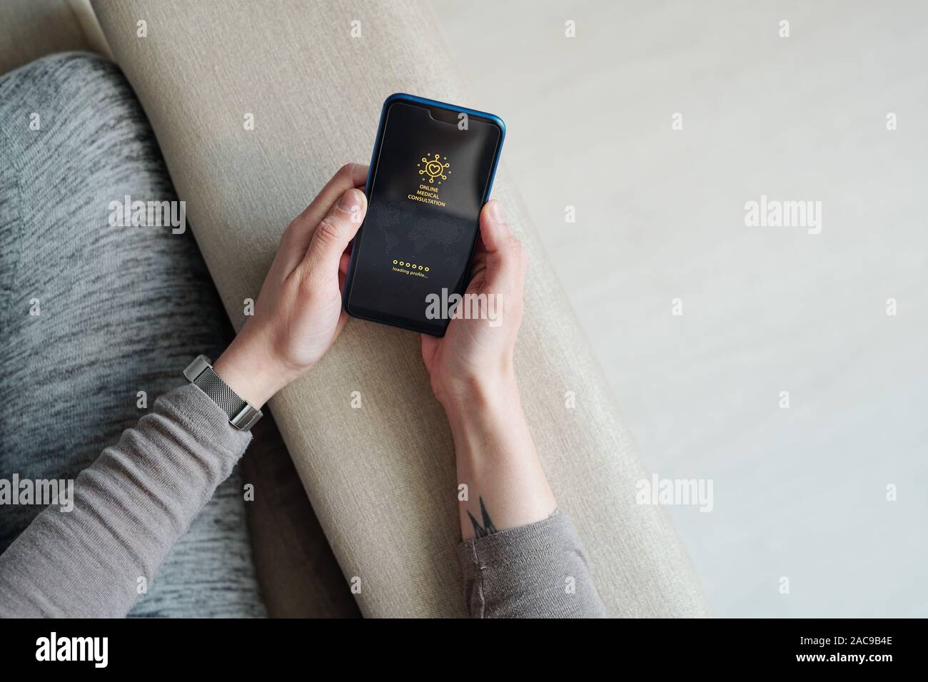 Loading screen hi-res stock photography and images - Alamy