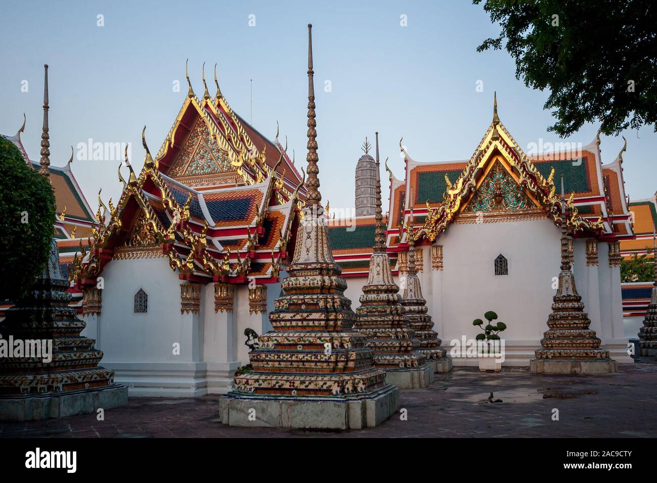 Monk yard hi-res stock photography and images - Alamy
