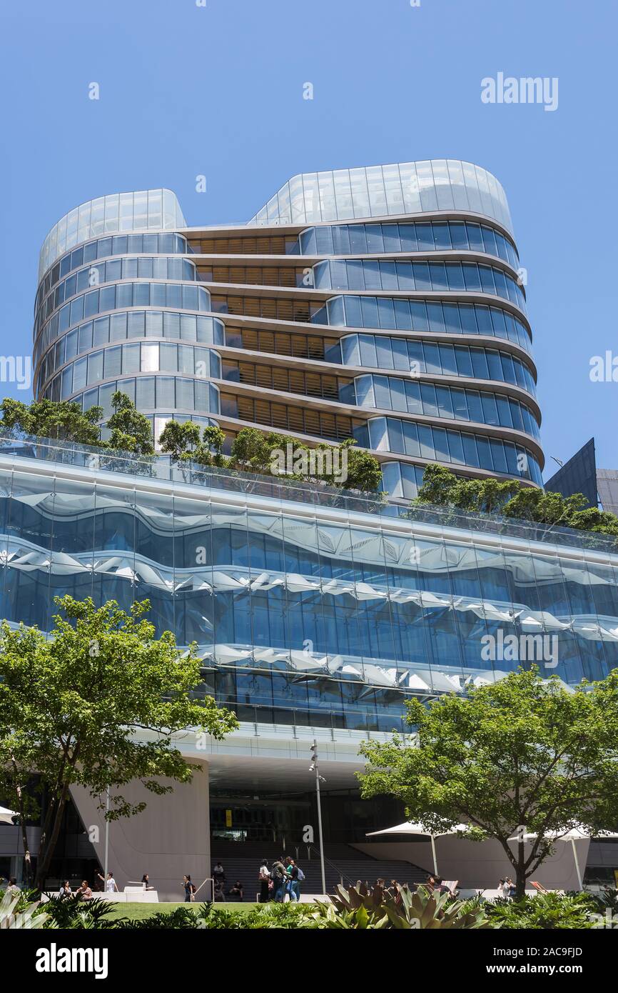 The glass encassed UTS Central Building has many unique design features ...