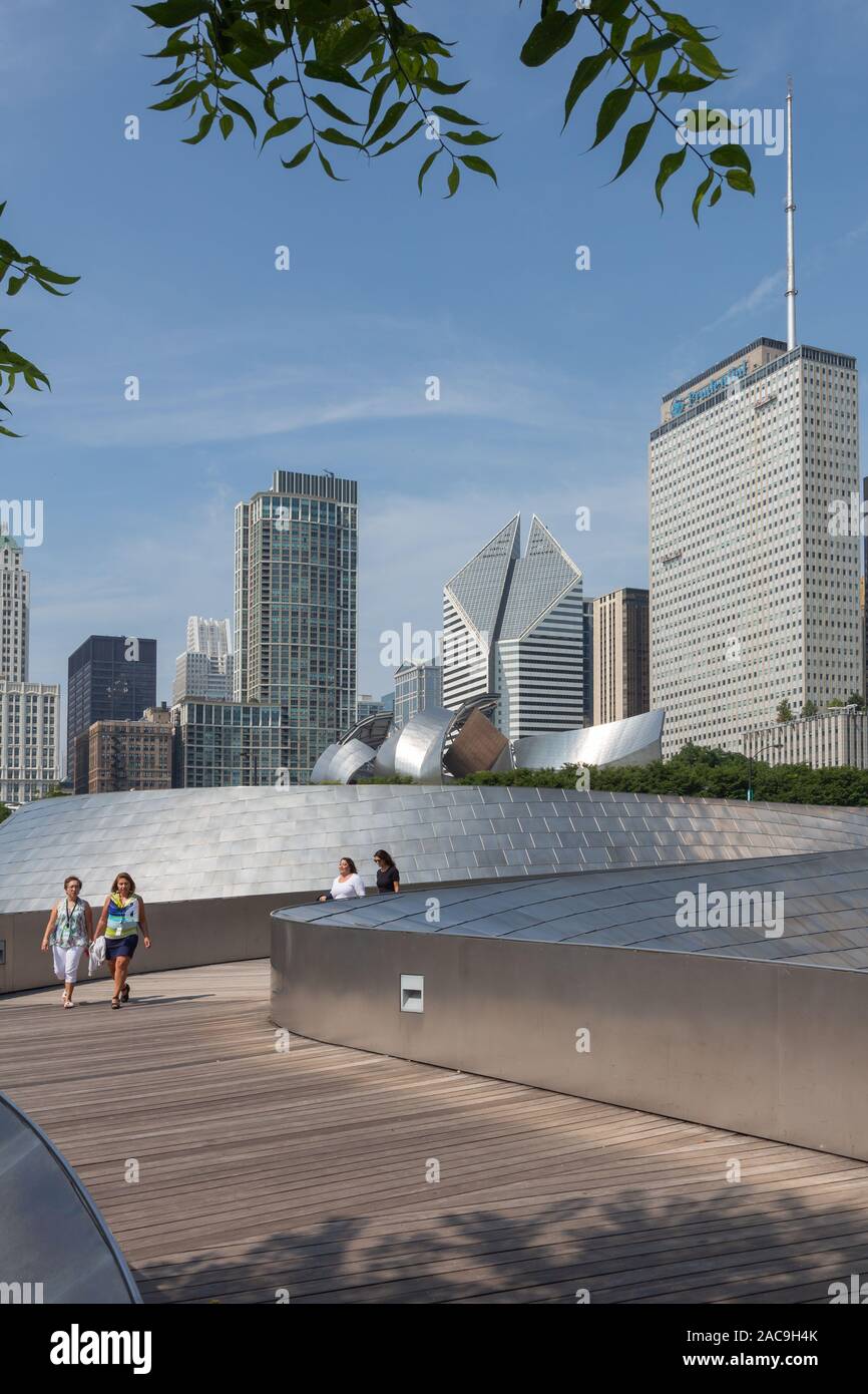 Bp pedestrian footbridge hi-res stock photography and images - Alamy