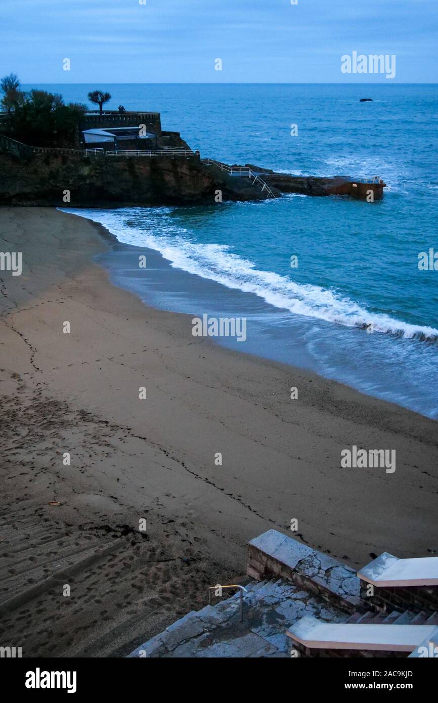Winter view of the Port-Vieux beach at twilight, Biarritz, Pyrénées ...