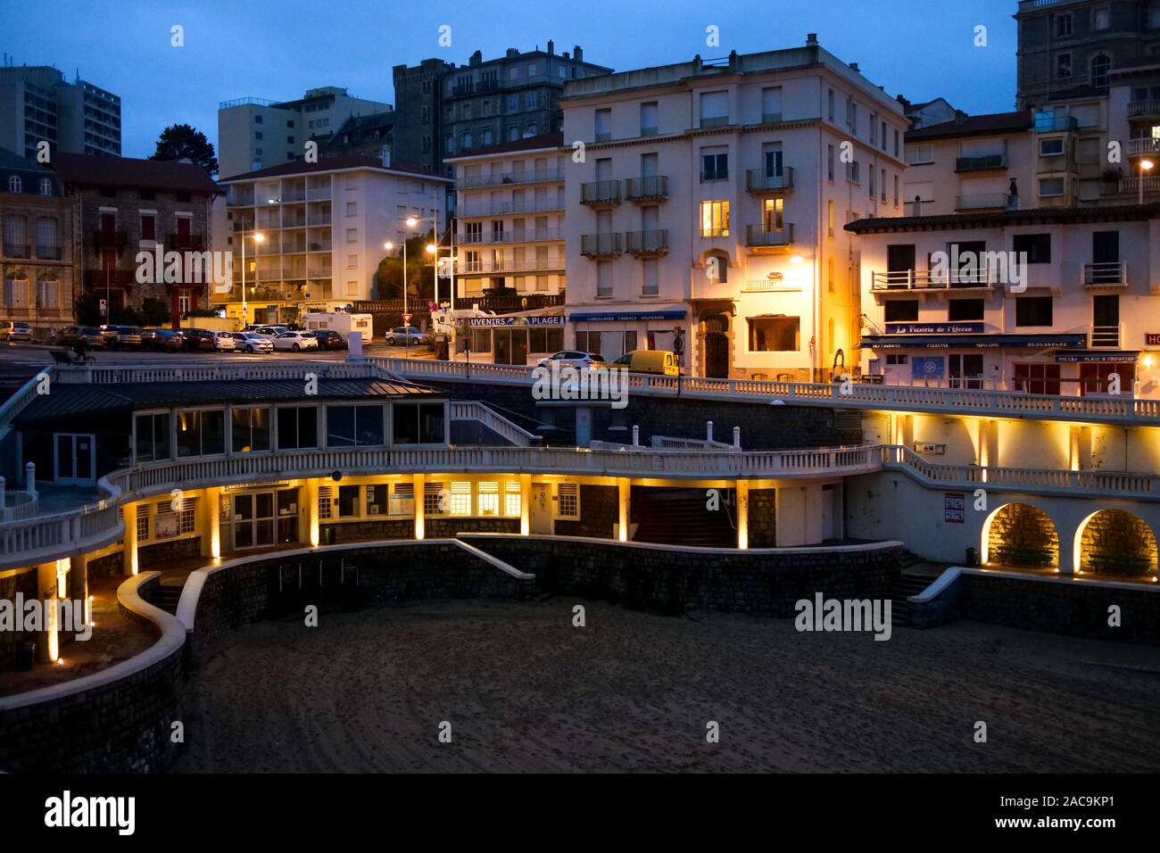 Winter view of the Port-Vieux beach at twilight, Biarritz, Pyrénées ...