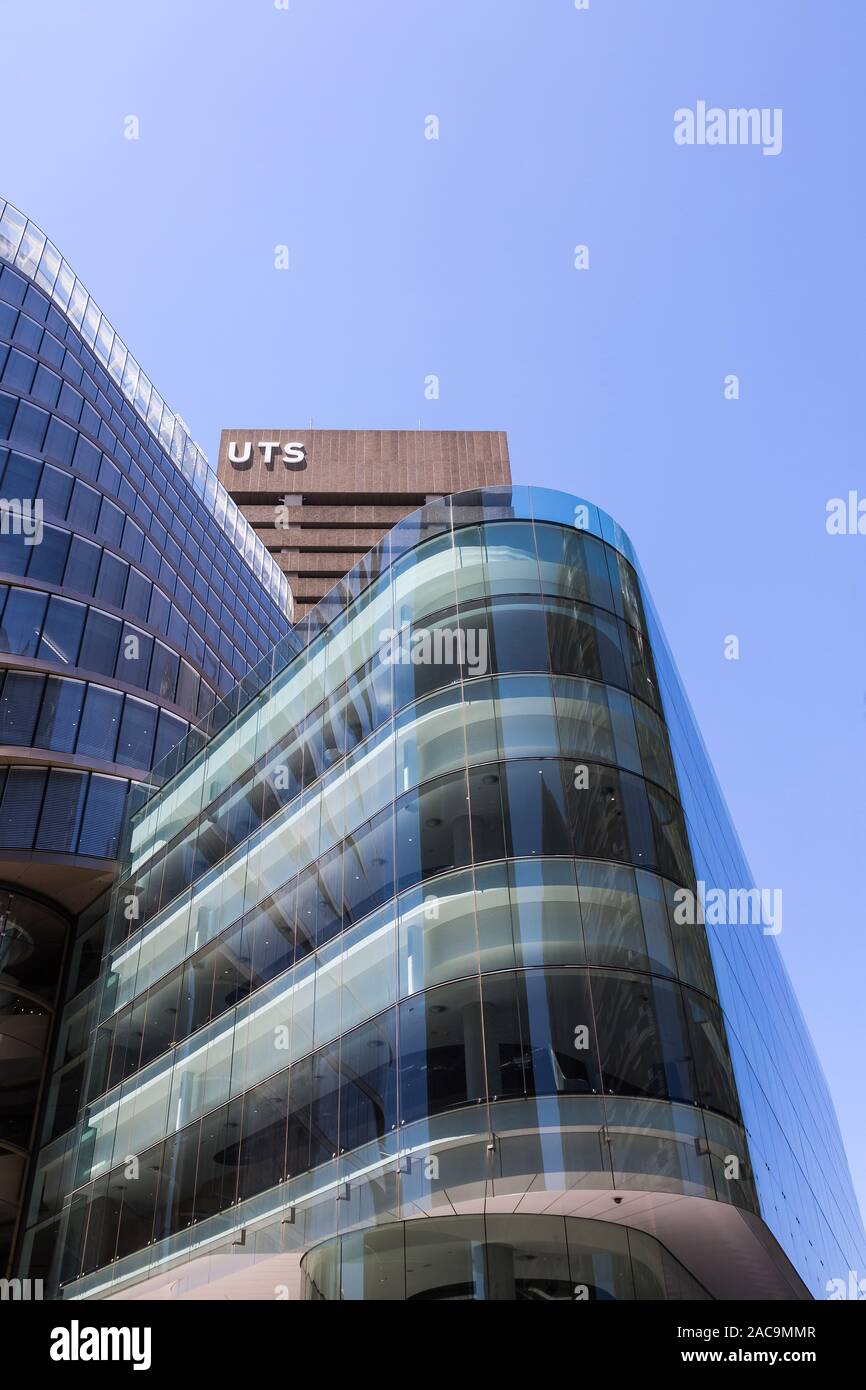 The glass encassed UTS Central Building has many unique design features ...