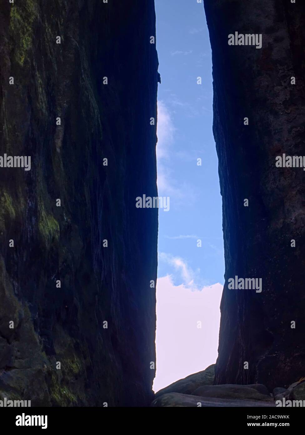 Gap between rock walls hi-res stock photography and images - Alamy