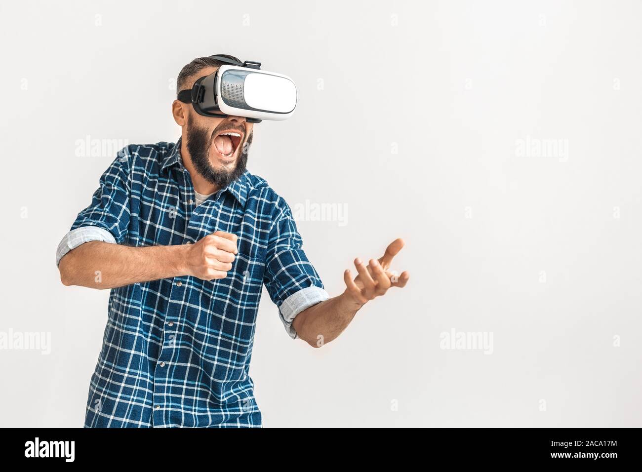 Bearded man screaming in hi-res stock photography and images - Alamy