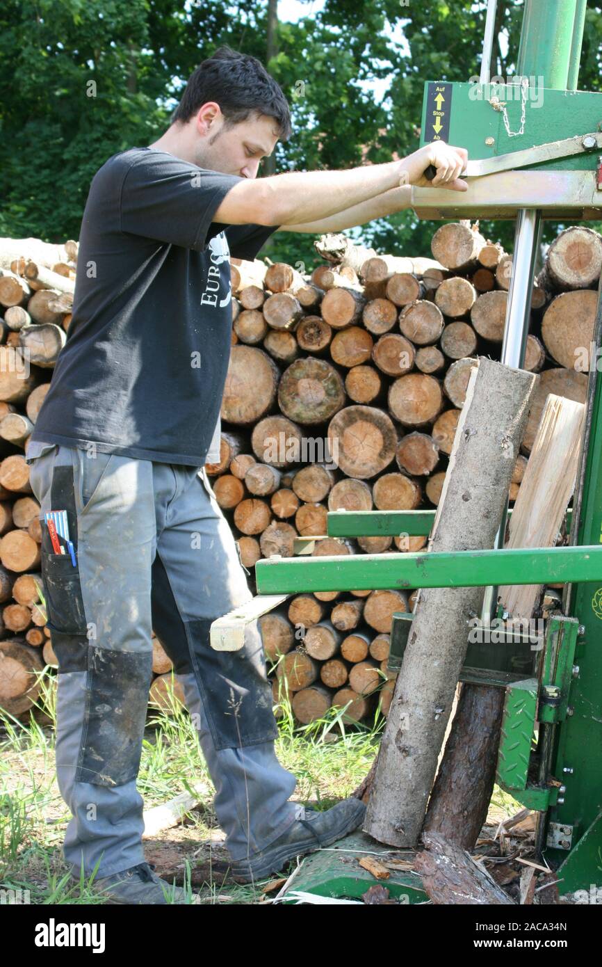 Splitters hi-res stock photography and images - Alamy