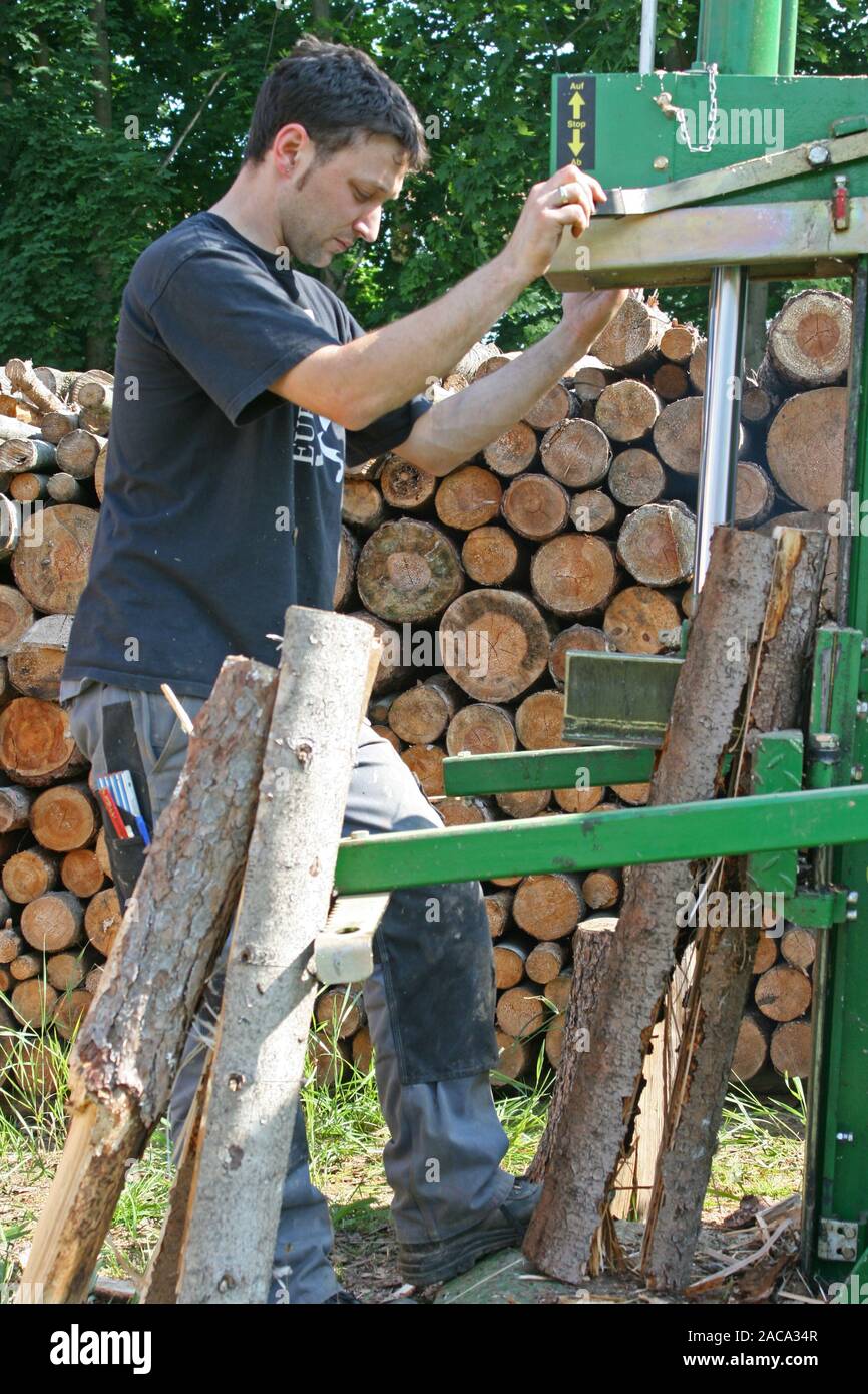 Splitters hi-res stock photography and images - Alamy