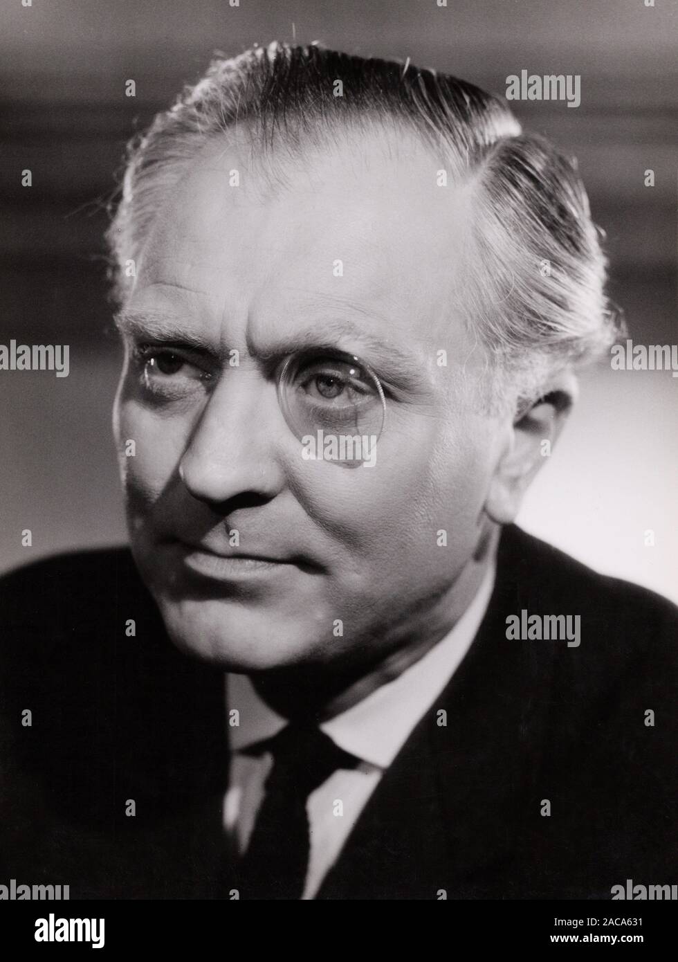 Ernst Waldow, deutscher Schauspieler, im Spielfilm "Peter schiesst den ...