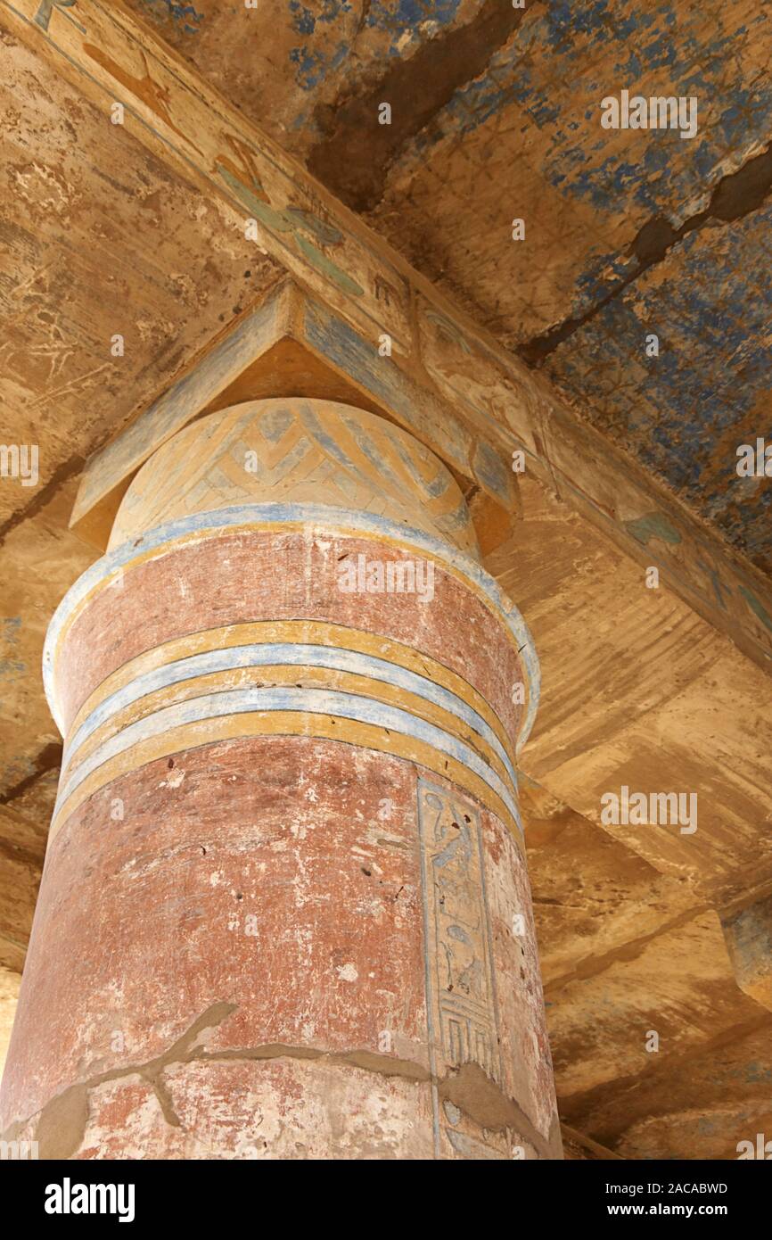 Karnack temple hi-res stock photography and images - Alamy