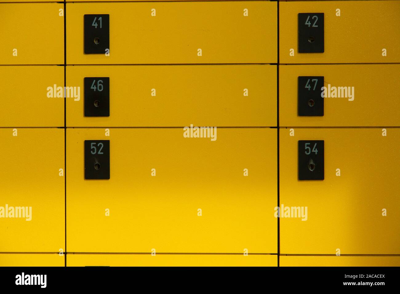 Lockbox hi-res stock photography and images - Alamy