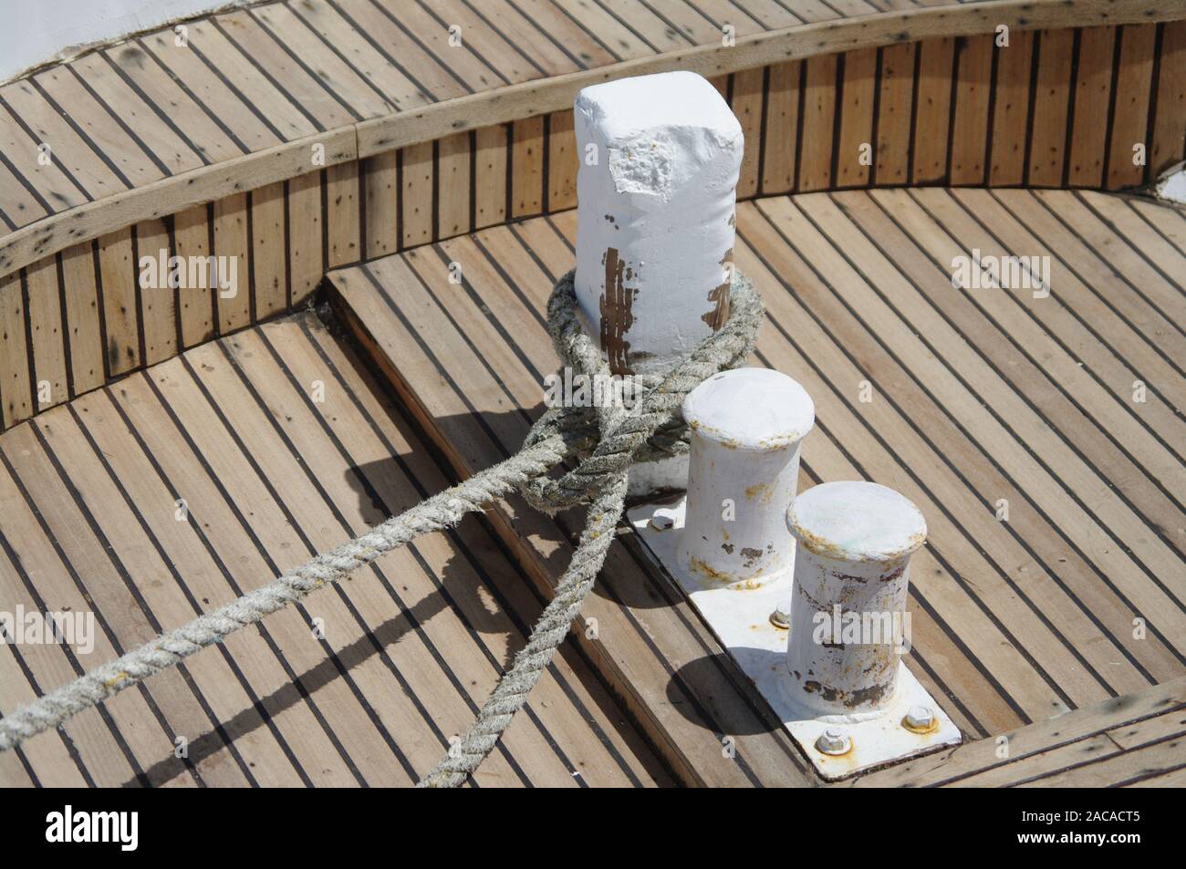 Rope band hi-res stock photography and images - Alamy