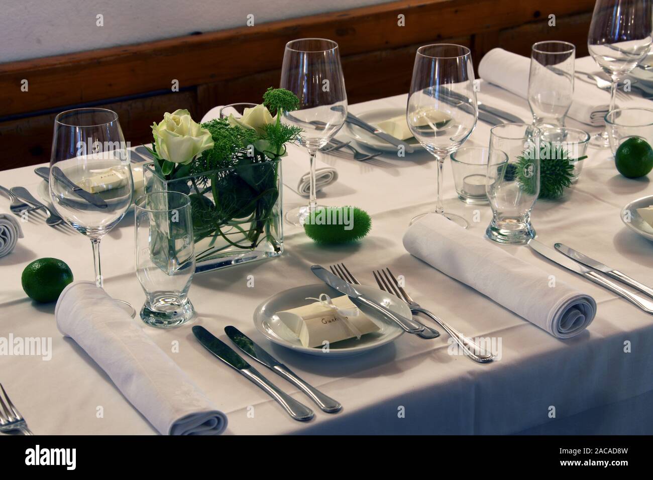 Beautifully set tables in a restaurant Stock Photo - Alamy