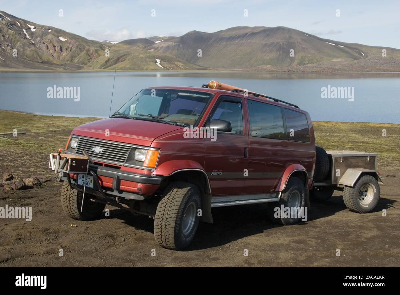 All-wheel drive vehicle with trailer Stock Photo - Alamy
