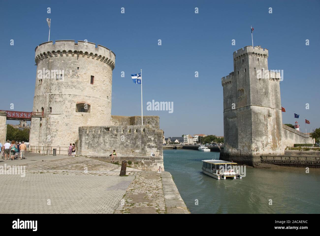 Portal sea hi-res stock photography and images - Alamy