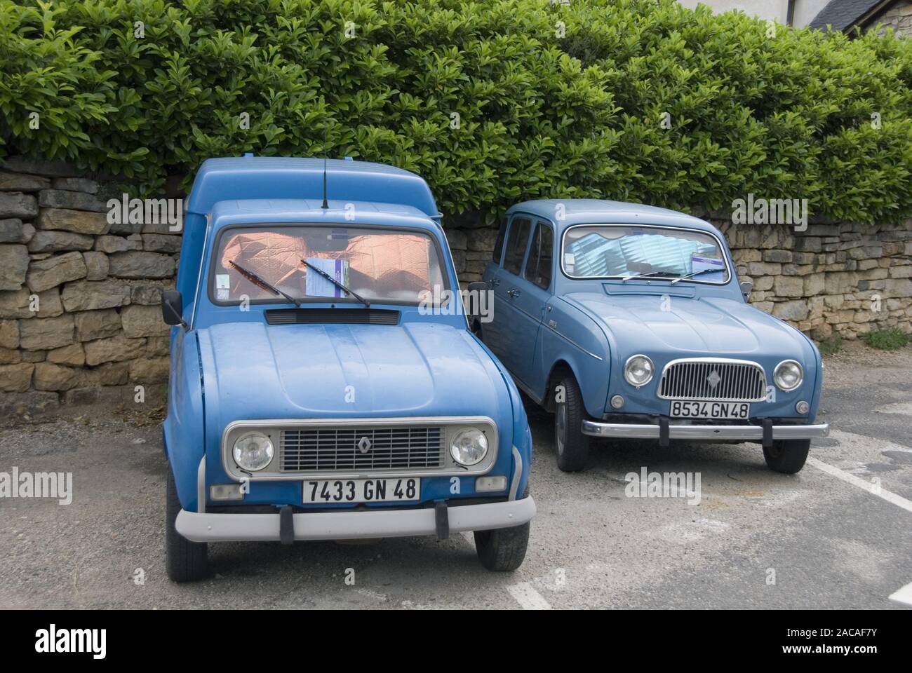 R4 hi-res stock photography and images - Alamy