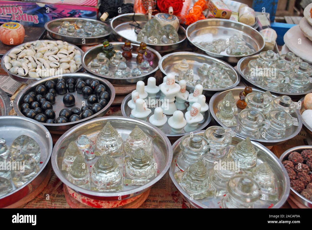 Sales stand hi-res stock photography and images - Alamy