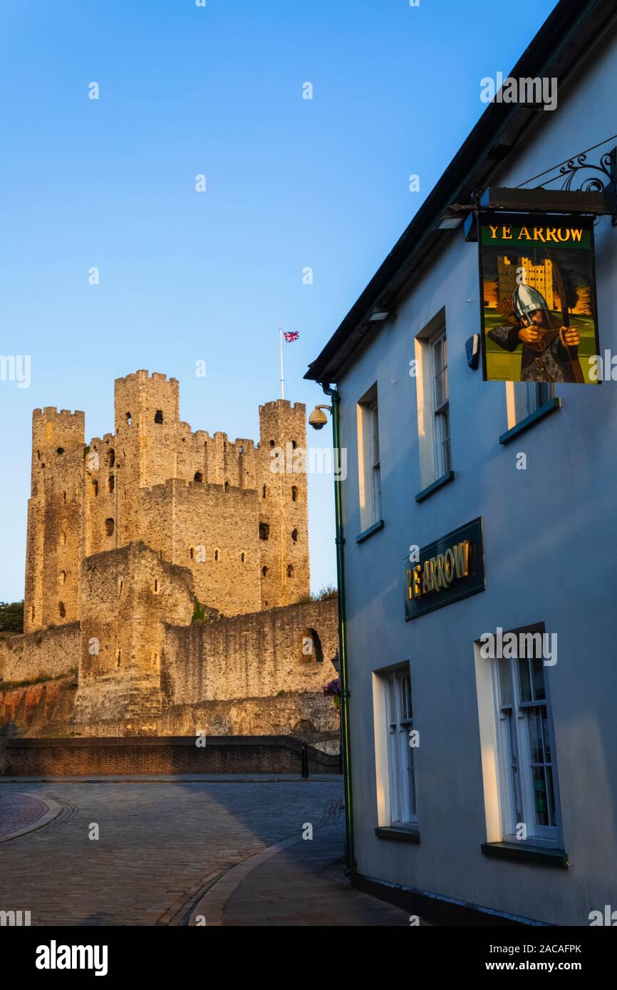 Ye arrow pub rochester hi-res stock photography and images - Alamy