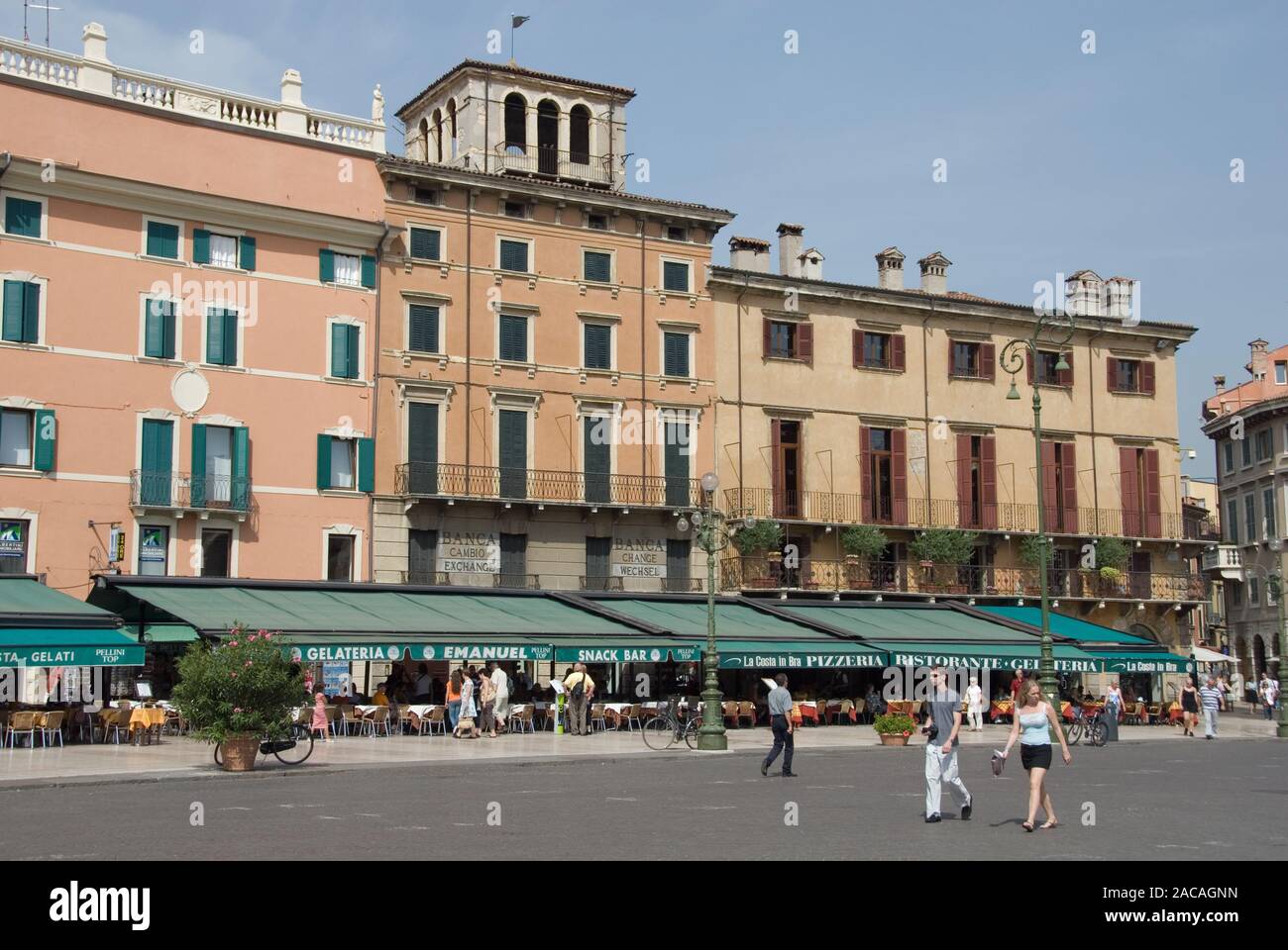 Liston square hi-res stock photography and images - Alamy